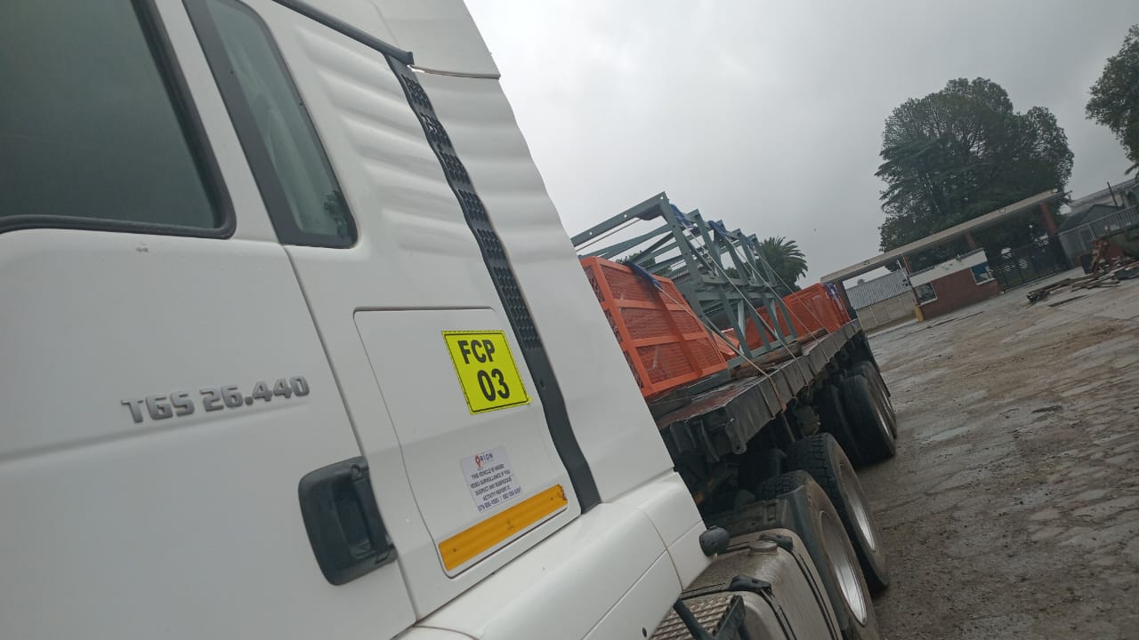About Us | 122 Transporters